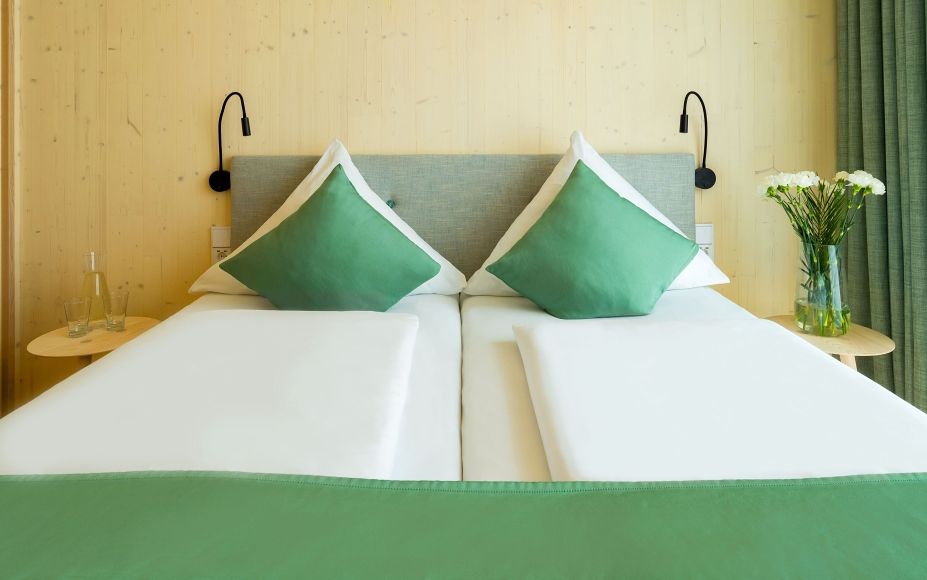 Hotel Krone: Charmante Zimmer in Oettingen buchen